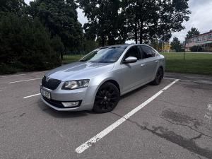 Pelēks Skoda Octavia 2013 Tallina, ar dzinēja tilpumu 1.60 L un nobraukumu 344 tūkst. km par 5000 €, foto 13 vietnē AUTOMOTO.COM.LV