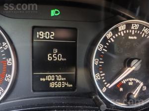 Pelēks Skoda Octavia 2013 Rīga, ar dzinēja tilpumu 1.60 L un nobraukumu 186 tūkst. km par 2500 €, foto 10 vietnē AUTOMOTO.COM.LV