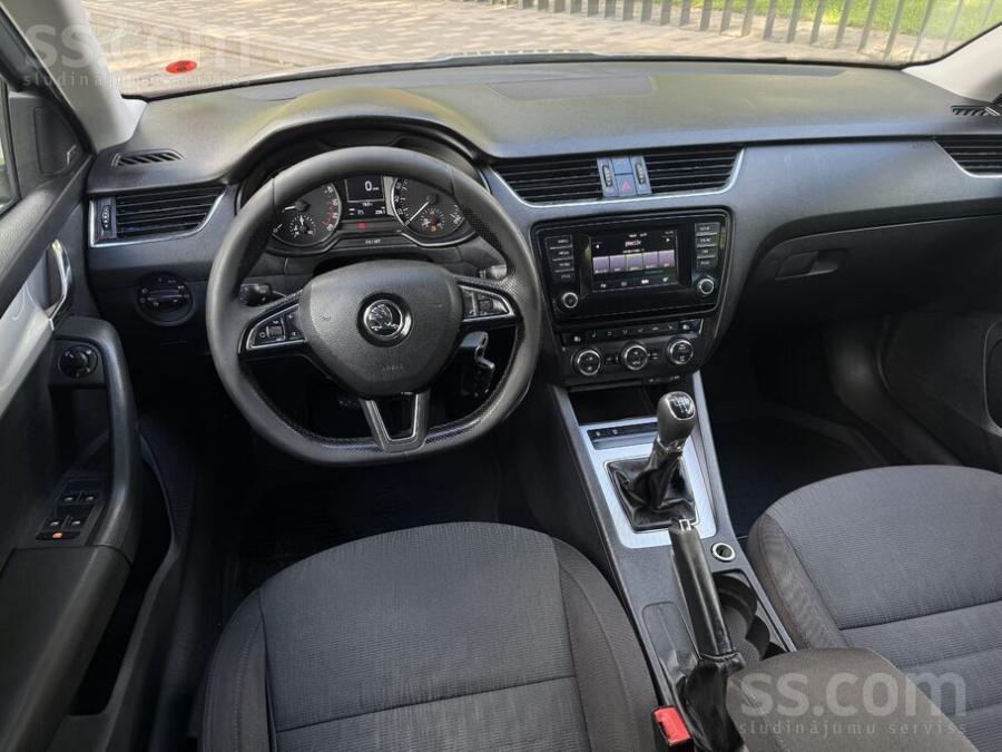Pelēks Skoda Octavia 2014 Rīga, ar dzinēja tilpumu 1.60 L un nobraukumu 0 tūkst. km par 2890 €, foto 7 vietnē AUTOMOTO.COM.LV
