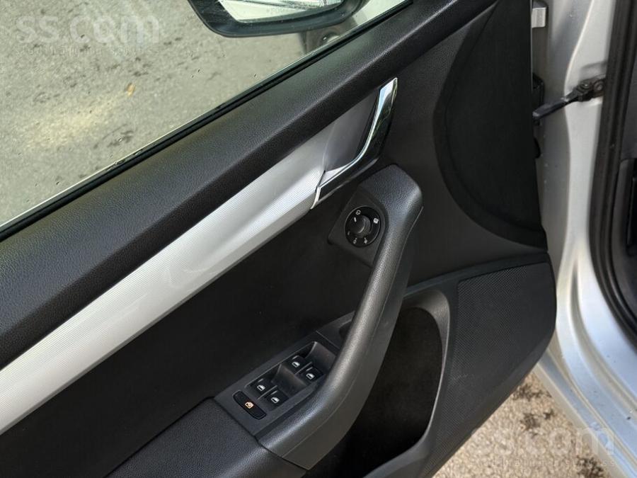 Pelēks Skoda Octavia 2014 Rīga, ar dzinēja tilpumu 1.60 L un nobraukumu 0 tūkst. km par 2890 €, foto 9 vietnē AUTOMOTO.COM.LV