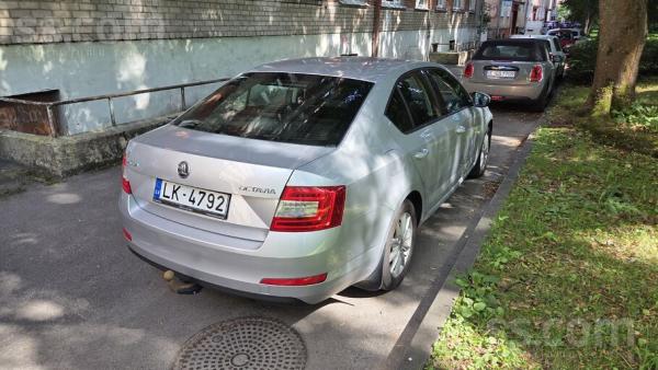 Grey Skoda Octavia 2014 in Riga, with an engine capacity of 1.40 L and mileage of 280 thousand km for 4840 €, photo 4 on AUTOMOTO.COM.LV