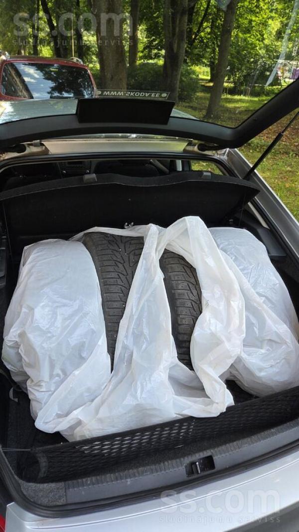 Grey Skoda Octavia 2014 in Riga, with an engine capacity of 1.40 L and mileage of 280 thousand km for 4840 €, photo 6 on AUTOMOTO.COM.LV