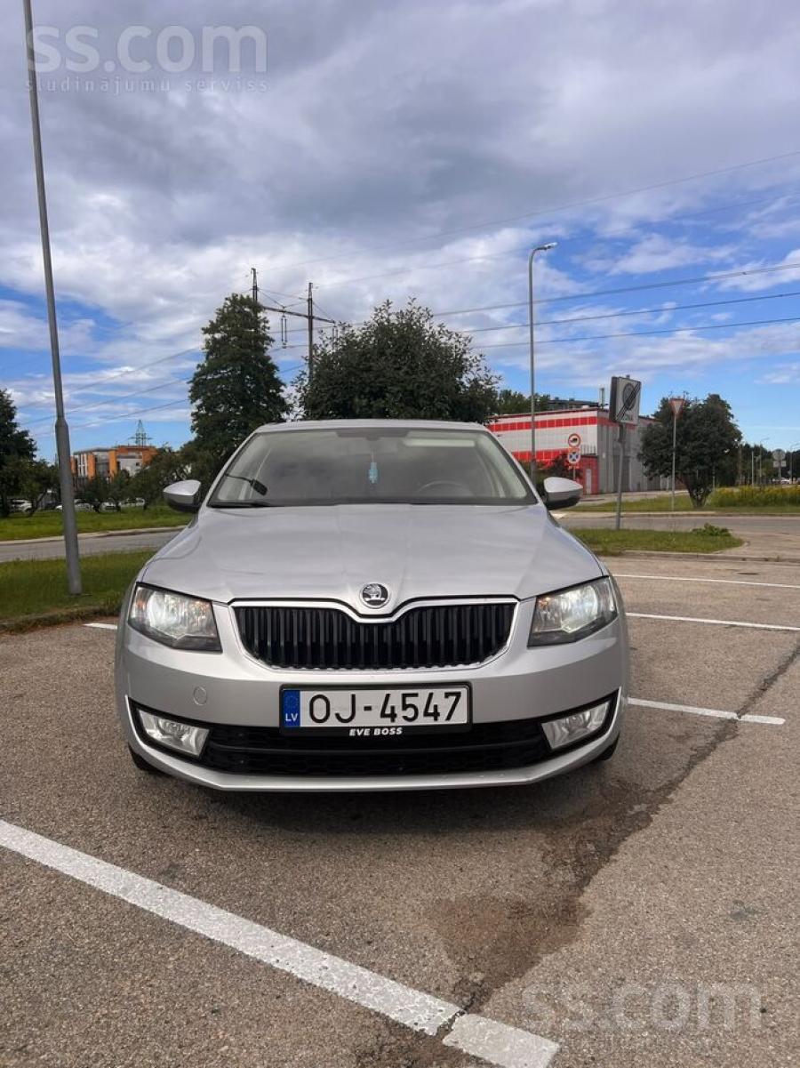 Grey Skoda Octavia 2014 in Riga, with an engine capacity of 1.60 L and mileage of 217 thousand km for 5650 €, photo 1 on AUTOMOTO.COM.LV