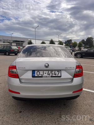 Grey Skoda Octavia 2014 in Riga, with an engine capacity of 1.60 L and mileage of 217 thousand km for 5650 €, photo 22 on AUTOMOTO.COM.LV
