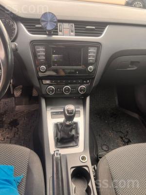 Grey Skoda Octavia 2014 in Riga, with an engine capacity of 1.60 L and mileage of 217 thousand km for 5650 €, photo 36 on AUTOMOTO.COM.LV