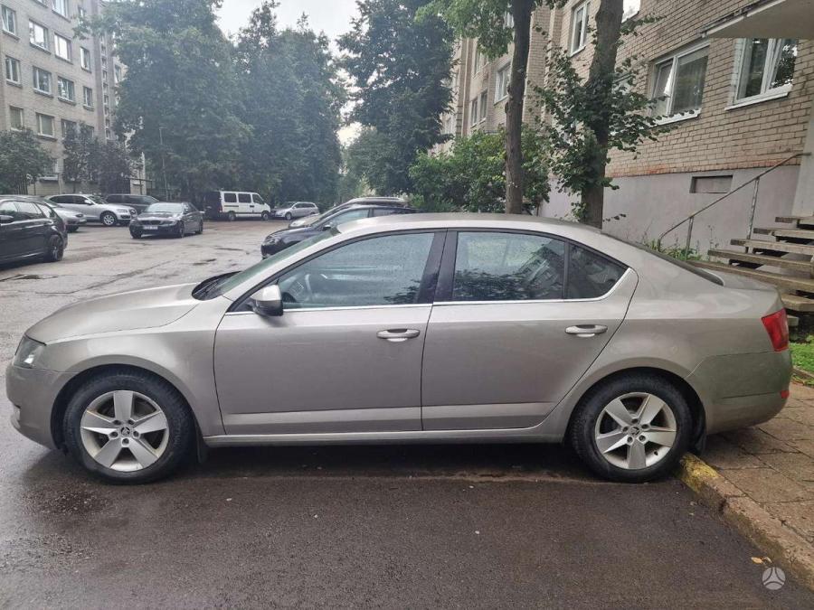 Серый Шкода Октавия 2014 в Клайпеда, объемом двигателя 1.60 л и пробегом 209 тыс. км за 4300 €, фото 1 на AUTOMOTO.COM.LV
