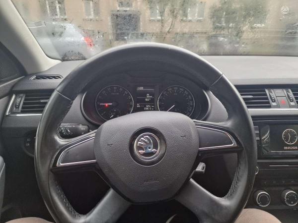Grey Skoda Octavia 2014 in Klaipeda, with an engine capacity of 1.60 L and mileage of 209 thousand km for 4300 €, photo 10 on AUTOMOTO.COM.LV