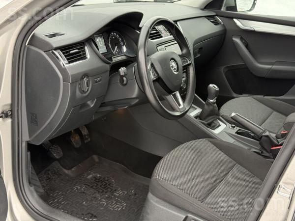 Grey Skoda Octavia 2015 in Riga, with an engine capacity of 1.40 L and mileage of 0 thousand km for 5900 €, photo 5 on AUTOMOTO.COM.LV
