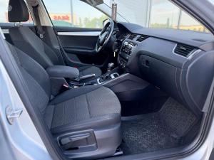 Grey Skoda Octavia 2015 in Vilnius, with an engine capacity of 1.60 L and mileage of 188 thousand km for 7700 €, photo 13 on AUTOMOTO.COM.LV
