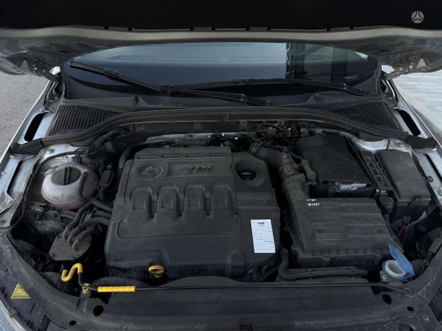 Grey Skoda Octavia 2015 in Vilnius, with an engine capacity of 1.60 L and mileage of 188 thousand km for 7700 €, photo 19 on AUTOMOTO.COM.LV