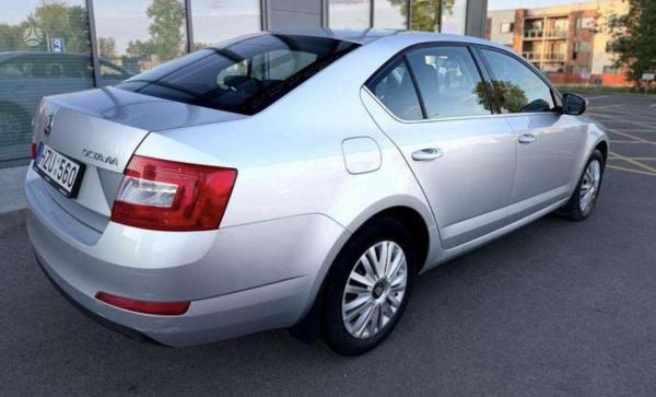 Grey Skoda Octavia 2015 in Vilnius, with an engine capacity of 1.60 L and mileage of 188 thousand km for 7300 €, photo 5 on AUTOMOTO.COM.LV