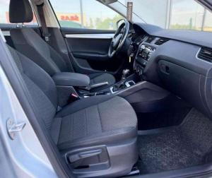 Pelēks Skoda Octavia 2015 Viļņa, ar dzinēja tilpumu 1.60 L un nobraukumu 188 tūkst. km par 7300 €, foto 13 vietnē AUTOMOTO.COM.LV