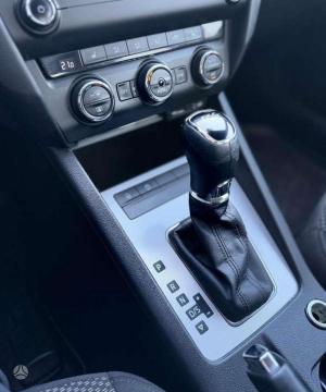 Pelēks Skoda Octavia 2015 Viļņa, ar dzinēja tilpumu 1.60 L un nobraukumu 188 tūkst. km par 7300 €, foto 15 vietnē AUTOMOTO.COM.LV