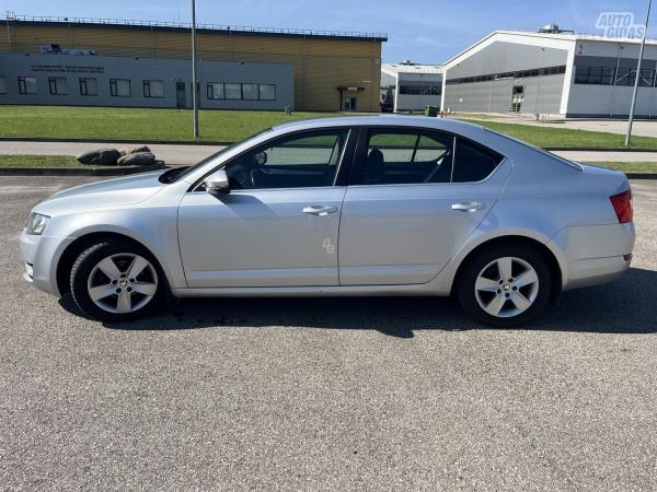 Pelēks Skoda Octavia 2015 Kauņa, ar dzinēja tilpumu 1.60 L un nobraukumu 287 tūkst. km par 4100 €, foto 1 vietnē AUTOMOTO.COM.LV