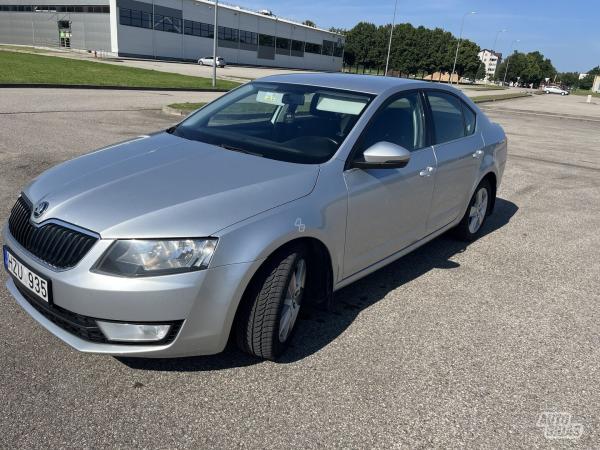 Pelēks Skoda Octavia 2015 Kauņa, ar dzinēja tilpumu 1.60 L un nobraukumu 287 tūkst. km par 4100 €, foto 2 vietnē AUTOMOTO.COM.LV