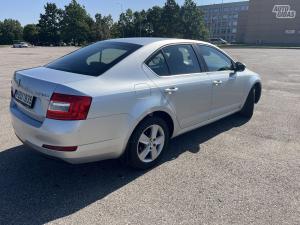 Pelēks Skoda Octavia 2015 Kauņa, ar dzinēja tilpumu 1.60 L un nobraukumu 287 tūkst. km par 4100 €, foto 6 vietnē AUTOMOTO.COM.LV