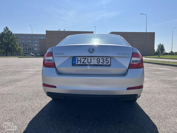 Pelēks Skoda Octavia 2015 Kauņa, ar dzinēja tilpumu 1.60 L un nobraukumu 287 tūkst. km par 4100 €, foto 6 vietnē AUTOMOTO.COM.LV