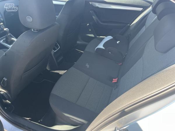 Pelēks Skoda Octavia 2015 Kauņa, ar dzinēja tilpumu 1.60 L un nobraukumu 287 tūkst. km par 4100 €, foto 7 vietnē AUTOMOTO.COM.LV