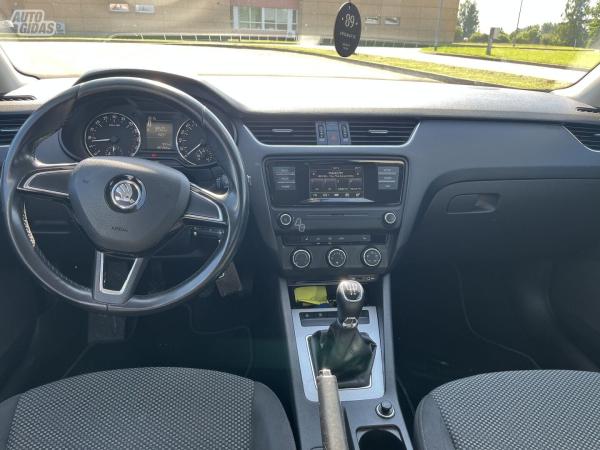 Pelēks Skoda Octavia 2015 Kauņa, ar dzinēja tilpumu 1.60 L un nobraukumu 287 tūkst. km par 4100 €, foto 8 vietnē AUTOMOTO.COM.LV