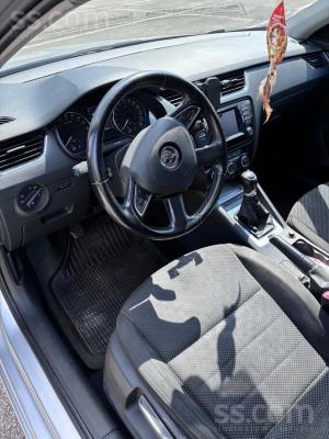Pelēks Skoda Octavia 2015 Rīga, ar dzinēja tilpumu 2.00 L un nobraukumu 182 tūkst. km par 8490 €, foto 3 vietnē AUTOMOTO.COM.LV