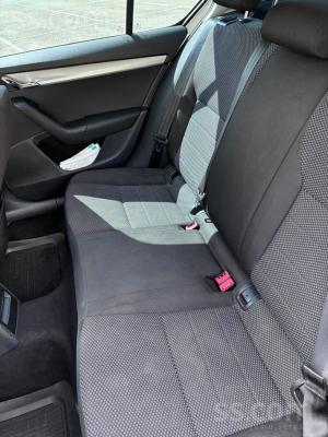 Pelēks Skoda Octavia 2015 Rīga, ar dzinēja tilpumu 2.00 L un nobraukumu 182 tūkst. km par 8490 €, foto 8 vietnē AUTOMOTO.COM.LV