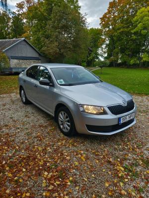Grey Skoda Octavia 2015 in Rakvere, with an engine capacity of 1.20 L and mileage of 208 thousand km for 6000 €, photo 3 on AUTOMOTO.COM.LV