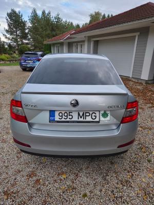 Grey Skoda Octavia 2015 in Rakvere, with an engine capacity of 1.20 L and mileage of 208 thousand km for 6000 €, photo 5 on AUTOMOTO.COM.LV