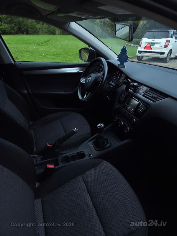 Pelēks Skoda Octavia 2015 Rakvere, ar dzinēja tilpumu 1.20 L un nobraukumu 208 tūkst. km par 6000 €, foto 7 vietnē AUTOMOTO.COM.LV