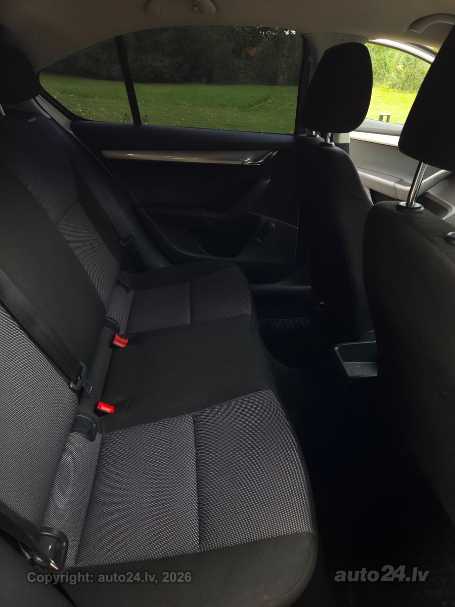 Grey Skoda Octavia 2015 in Rakvere, with an engine capacity of 1.20 L and mileage of 208 thousand km for 6000 €, photo 10 on AUTOMOTO.COM.LV
