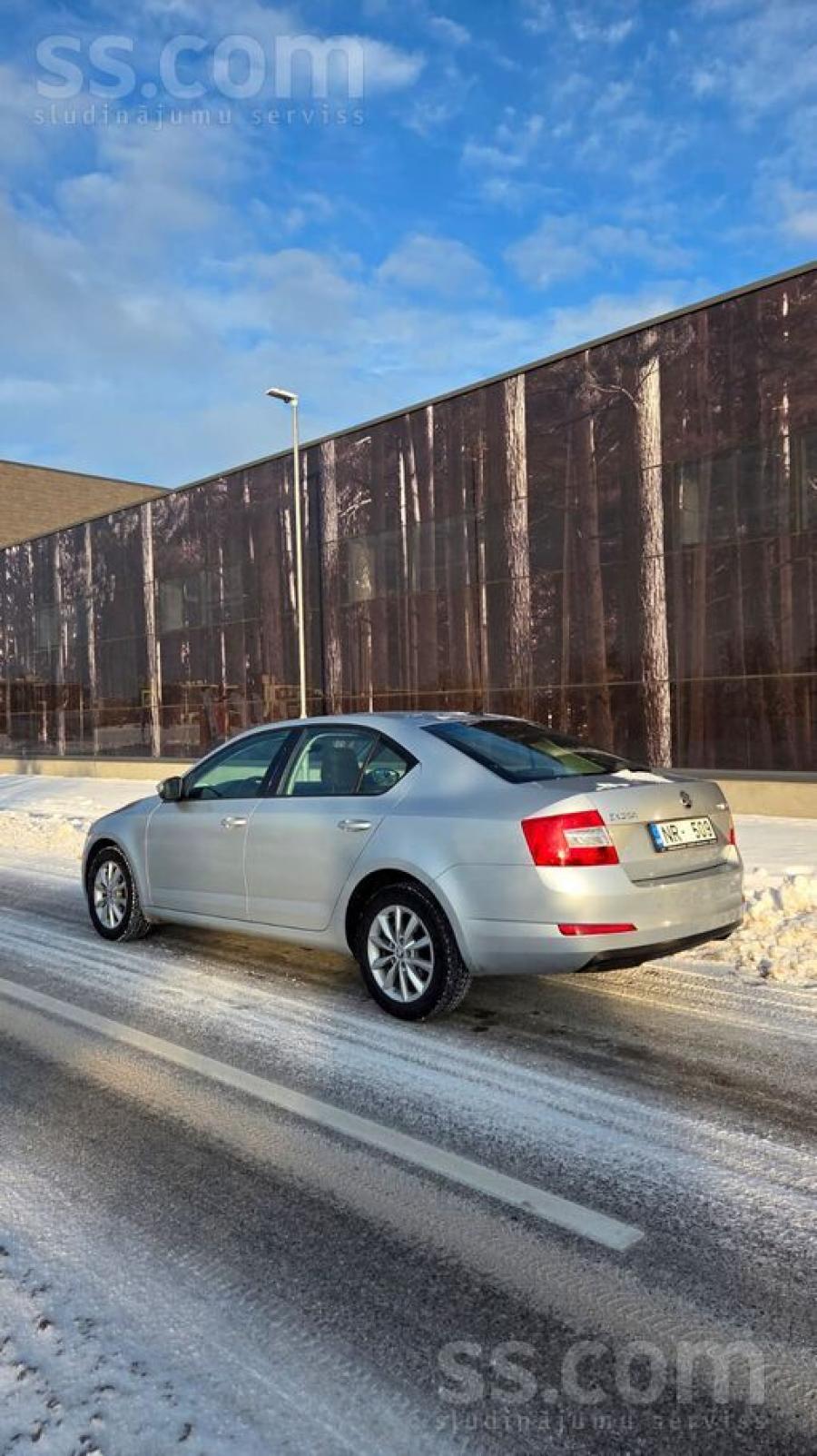 Pelēks Skoda Octavia 2016 Rīga, ar dzinēja tilpumu 1.60 L un nobraukumu 285 tūkst. km par 7900 €, foto 3 vietnē AUTOMOTO.COM.LV