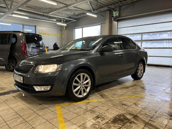 Pelēks Skoda Octavia 2016 Viļņa, ar dzinēja tilpumu 2.00 L un nobraukumu 240 tūkst. km par 6750 €, foto 5 vietnē AUTOMOTO.COM.LV