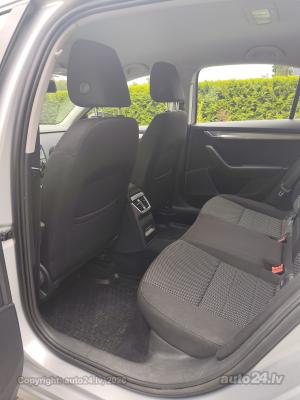 Pelēks Skoda Octavia 2016 Tallina, ar dzinēja tilpumu 1.40 L un nobraukumu 212 tūkst. km par 7600 €, foto 10 vietnē AUTOMOTO.COM.LV