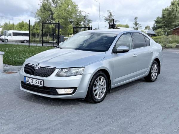 Grey Skoda Octavia 2016 in Vilnius, with an engine capacity of 1.40 L and mileage of 236 thousand km for 6500 €, photo 1 on AUTOMOTO.COM.LV