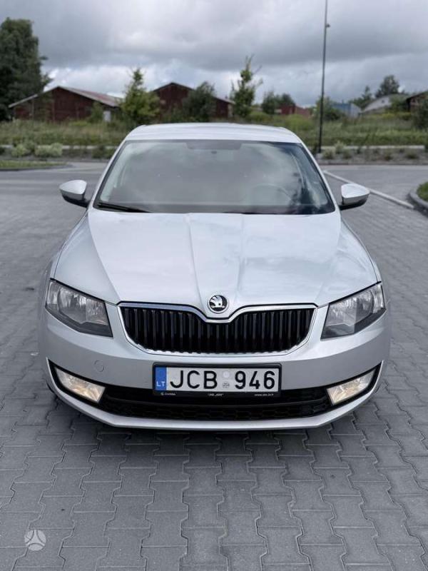 Grey Skoda Octavia 2016 in Vilnius, with an engine capacity of 1.40 L and mileage of 236 thousand km for 6500 €, photo 5 on AUTOMOTO.COM.LV