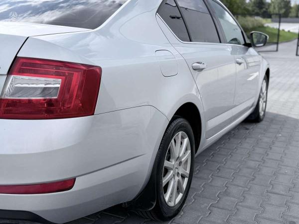 Grey Skoda Octavia 2016 in Vilnius, with an engine capacity of 1.40 L and mileage of 236 thousand km for 6500 €, photo 8 on AUTOMOTO.COM.LV