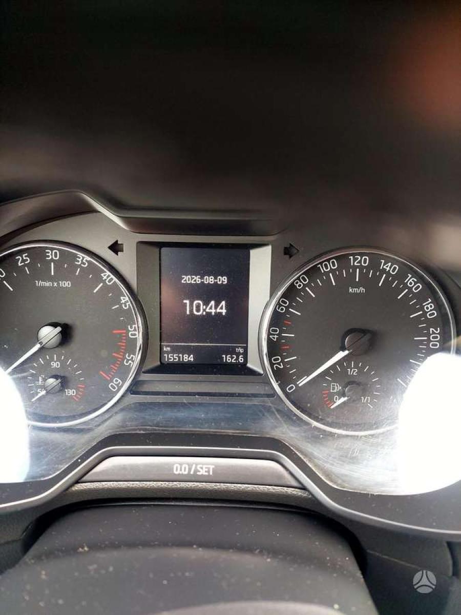 Pelēks Skoda Octavia 2016 Klaipėda, ar dzinēja tilpumu 1.60 L un nobraukumu 155 tūkst. km par 7800 €, foto 5 vietnē AUTOMOTO.COM.LV