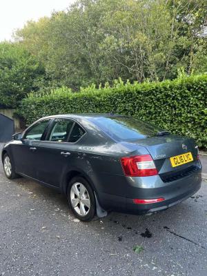 Grey Skoda Octavia 2016 in Kaunas, with an engine capacity of 0.00 L and mileage of 466 thousand km for 2600 €, photo 5 on AUTOMOTO.COM.LV