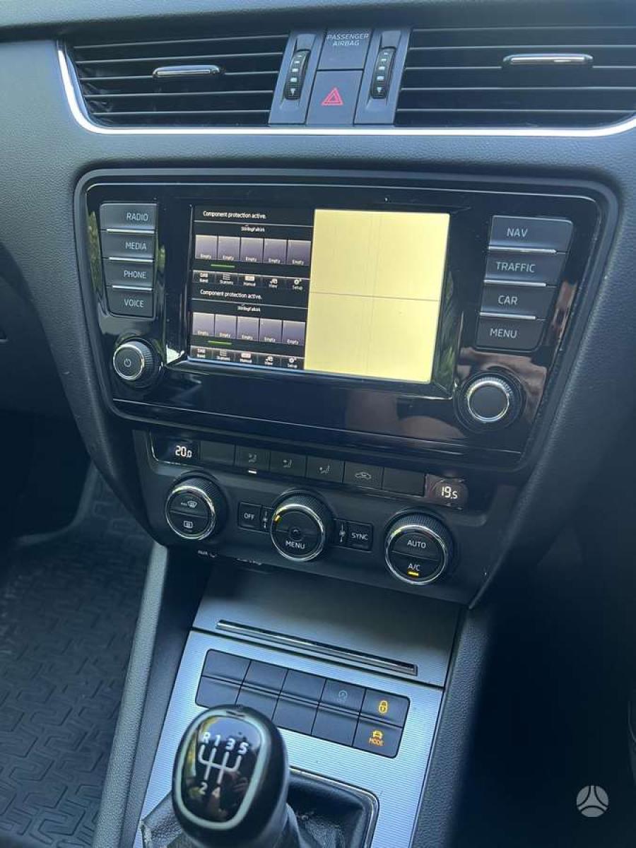 Pelēks Skoda Octavia 2016 Kauņa, ar dzinēja tilpumu 1.60 L un nobraukumu 466 tūkst. km par 2600 €, foto 9 vietnē AUTOMOTO.COM.LV