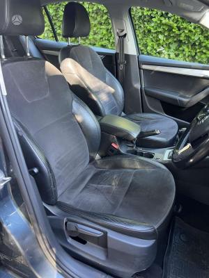 Pelēks Skoda Octavia 2016 Kauņa, ar dzinēja tilpumu 1.60 L un nobraukumu 466 tūkst. km par 2600 €, foto 12 vietnē AUTOMOTO.COM.LV