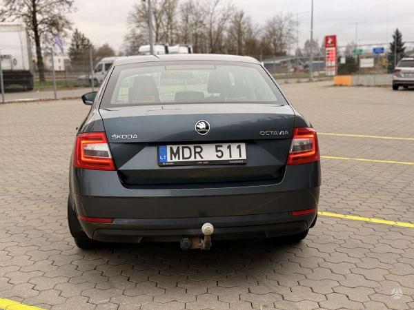 Grey Skoda Octavia 2017 in Vievis, with an engine capacity of 1.40 L and mileage of 190 thousand km for 9500 €, photo 10 on AUTOMOTO.COM.LV