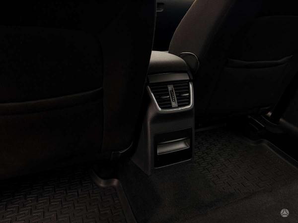 Grey Skoda Octavia 2017 in Vievis, with an engine capacity of 1.40 L and mileage of 190 thousand km for 8900 €, photo 11 on AUTOMOTO.COM.LV