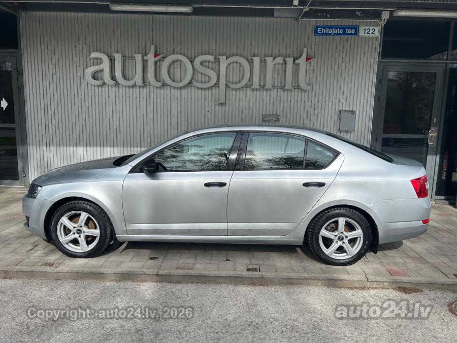 Grey Skoda Octavia 2017 in Tallinn, with an engine capacity of 1.20 L and mileage of 182 thousand km for 6990 €, photo 3 on AUTOMOTO.COM.LV