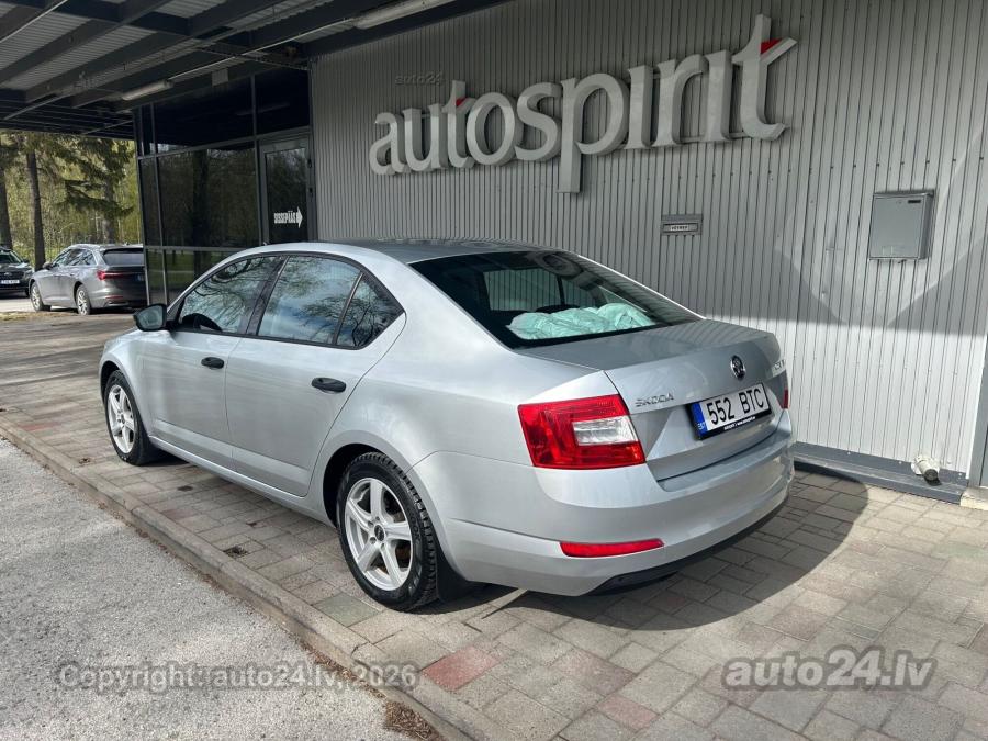 Grey Skoda Octavia 2017 in Tallinn, with an engine capacity of 1.20 L and mileage of 182 thousand km for 6990 €, photo 4 on AUTOMOTO.COM.LV
