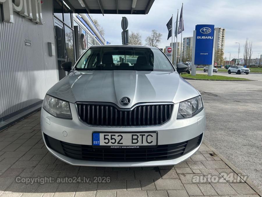 Grey Skoda Octavia 2017 in Tallinn, with an engine capacity of 1.20 L and mileage of 182 thousand km for 6990 €, photo 5 on AUTOMOTO.COM.LV