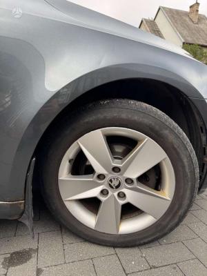 Grey Skoda Octavia 2017 in Vilnius, with an engine capacity of 1.60 L and mileage of 328 thousand km for 6500 €, photo 14 on AUTOMOTO.COM.LV