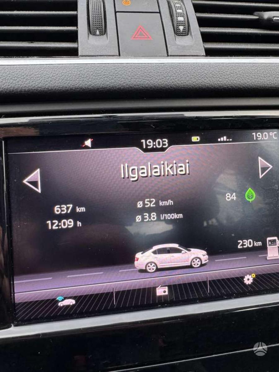 Grey Skoda Octavia 2017 in Vilnius, with an engine capacity of 1.60 L and mileage of 328 thousand km for 6500 €, photo 18 on AUTOMOTO.COM.LV