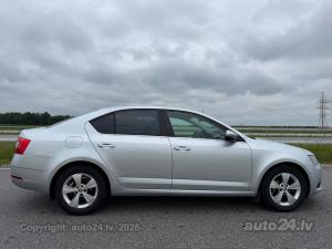 Grey Skoda Octavia 2017 in Tallinn, with an engine capacity of 1.60 L and mileage of 197 thousand km for 10990 €, photo 7 on AUTOMOTO.COM.LV