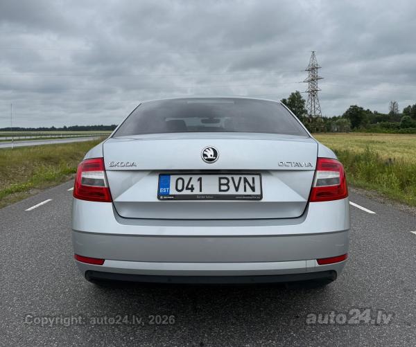 Pelēks Skoda Octavia 2017 Tallina, ar dzinēja tilpumu 1.60 L un nobraukumu 197 tūkst. km par 10990 €, foto 8 vietnē AUTOMOTO.COM.LV