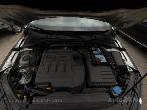 Grey Skoda Octavia 2017 in Tallinn, with an engine capacity of 1.60 L and mileage of 197 thousand km for 10990 €, photo 10 on AUTOMOTO.COM.LV