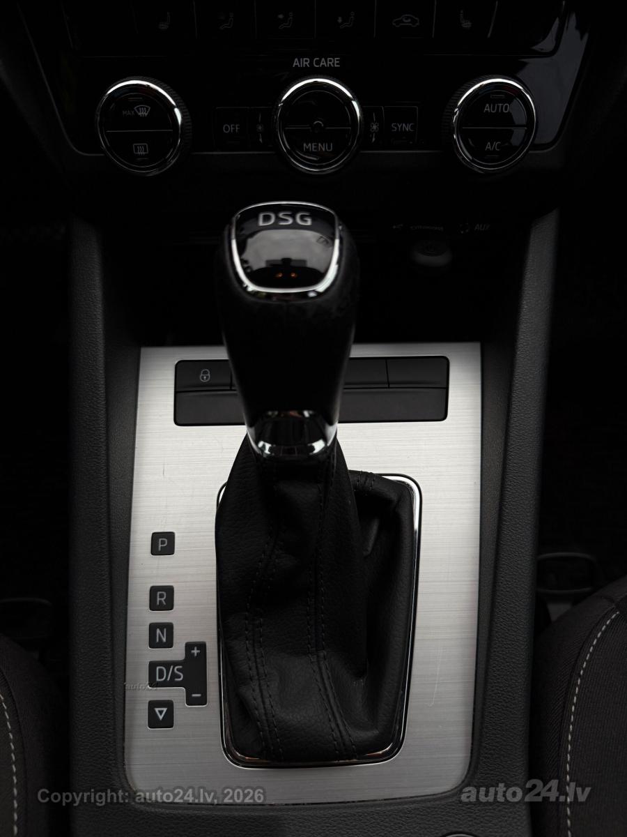 Grey Skoda Octavia 2017 in Tallinn, with an engine capacity of 1.60 L and mileage of 197 thousand km for 10990 €, photo 14 on AUTOMOTO.COM.LV